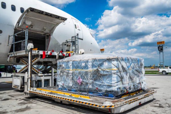 How Much A Plane Weight? Technical Guide 2025