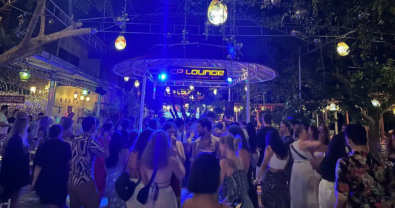 Best Ubud Bars And Cocktail Places To Visit In 2025 - Funky Fresh Travels