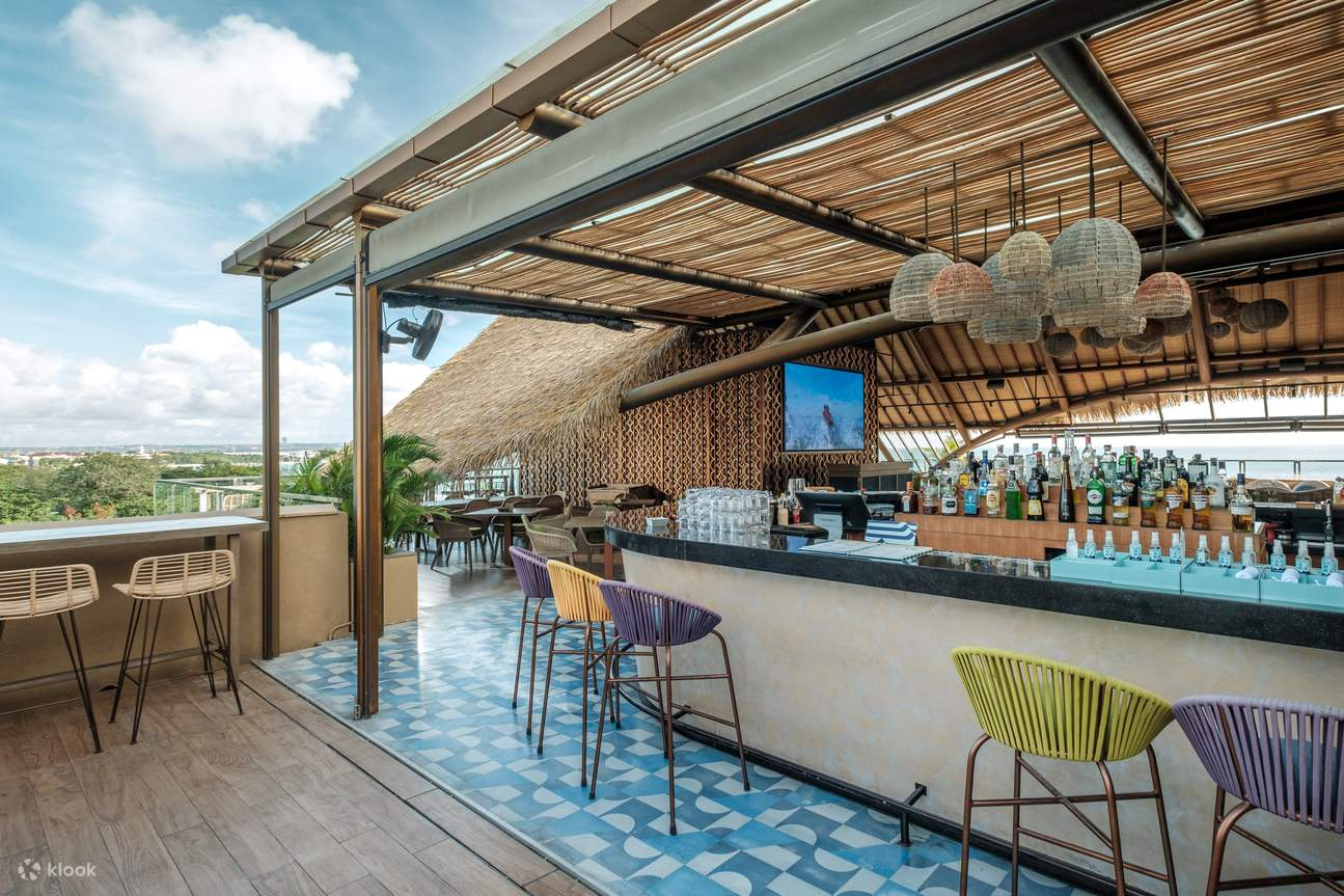 Best Ubud Bars And Cocktail Places To Visit In 2025 - Funky Fresh Travels